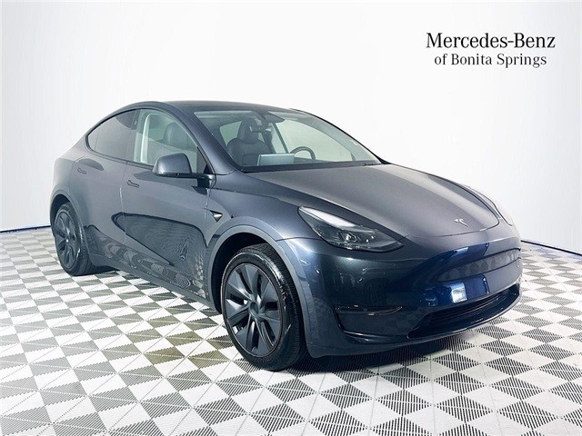 Pre-Owned 2024 Tesla Model Y Long Range 4D Sport Utility in Naples ...