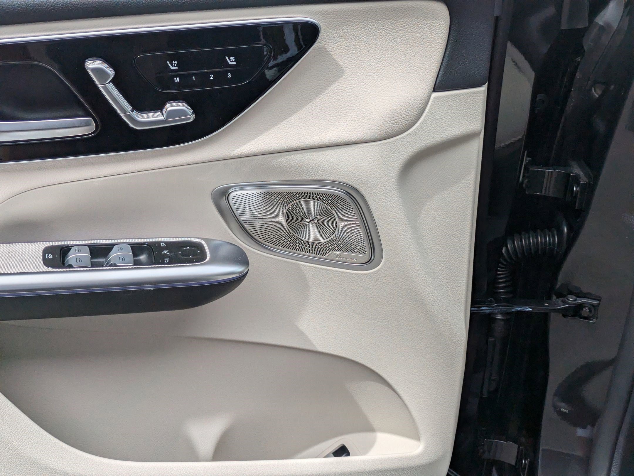 New 2025 Mercedes-Benz GLC GLC 350 SUV in Salt Lake City #1M5439 | Mercedes-Benz of Salt Lake City