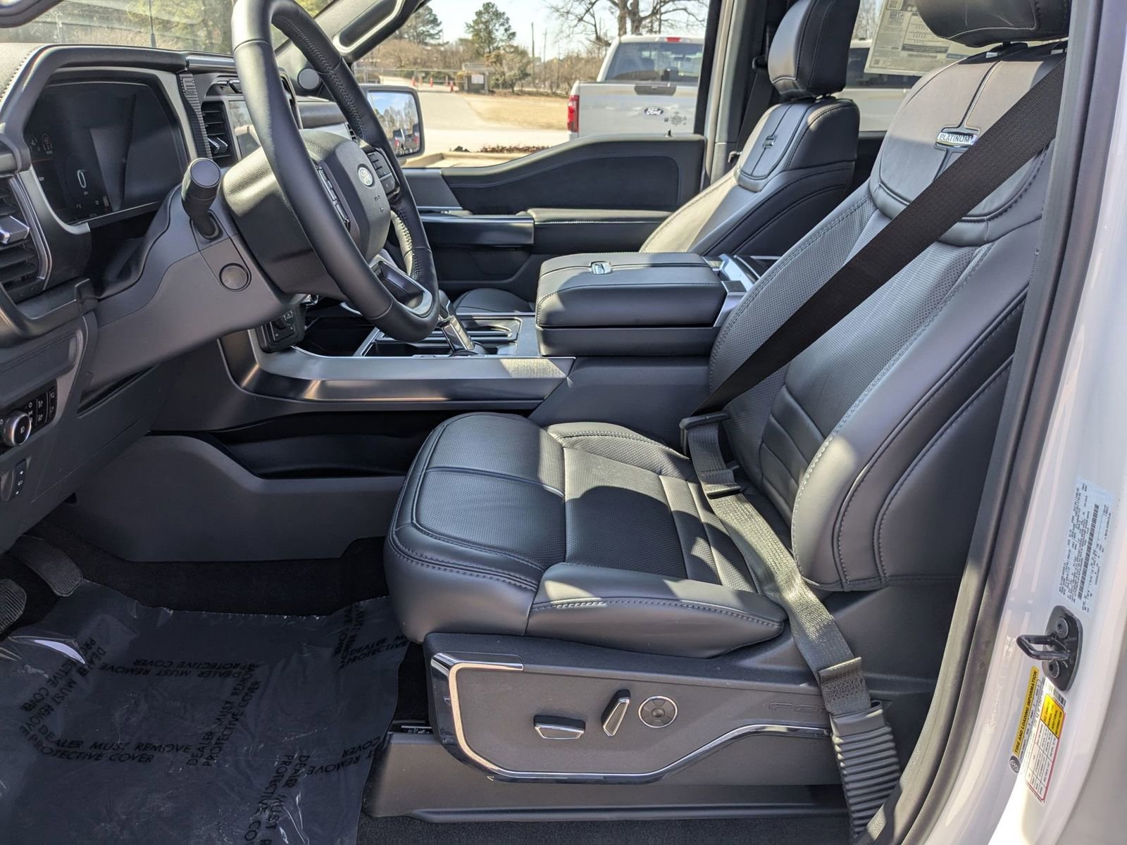 New 2025 Ford F-150 Platinum® SuperCrew® in Smithfield #F232 | Classic ...