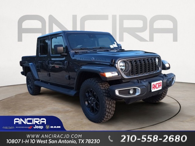New 2025 Jeep Gladiator Texas Trail Crew Cab Pickup in San Antonio #J521832 | Ancira Auto Group