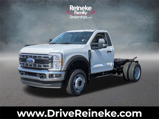 New 2025 Ford Chassis Cab F-450® XLT Regular Cab in Lima #LFT18025 ...