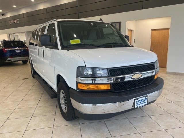 Pre-Owned 2020 Chevrolet Express Passenger LT Full-size Passenger Van