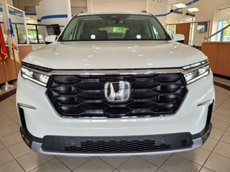 New 2025 Honda Pilot TOURING 2WD Sport Utility in Jacksonville # ...