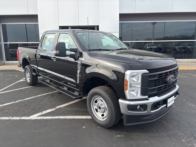 New 2025 Ford Super Duty F-350® XL Crew Cab in Marshfield #35308 | Don ...
