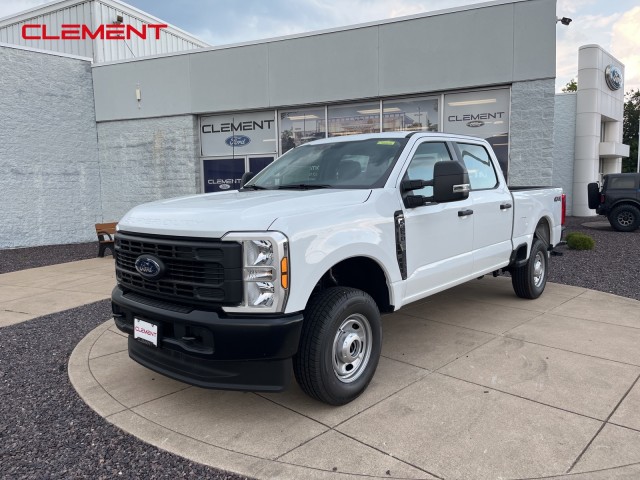 New 2025 Ford Super Duty F-250® XL Crew Cab in Wentzville #F5666 ...