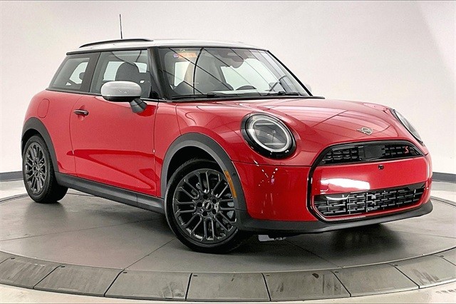 New 2025 MINI Hardtop 2 Door Iconic Coupe in Cincinnati #59689 ...