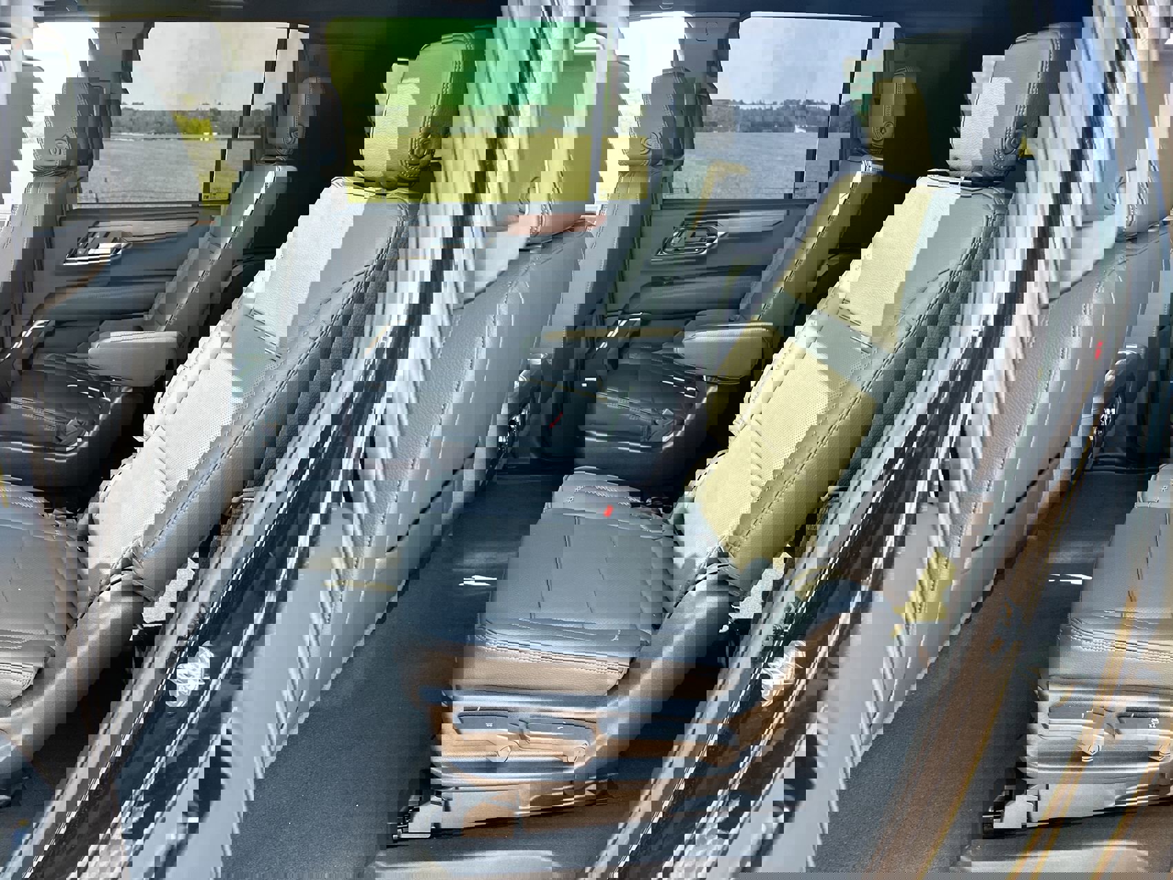 Pre-Owned 2025 GMC Yukon XL Denali SUV in Longview #15453P | Peters ...