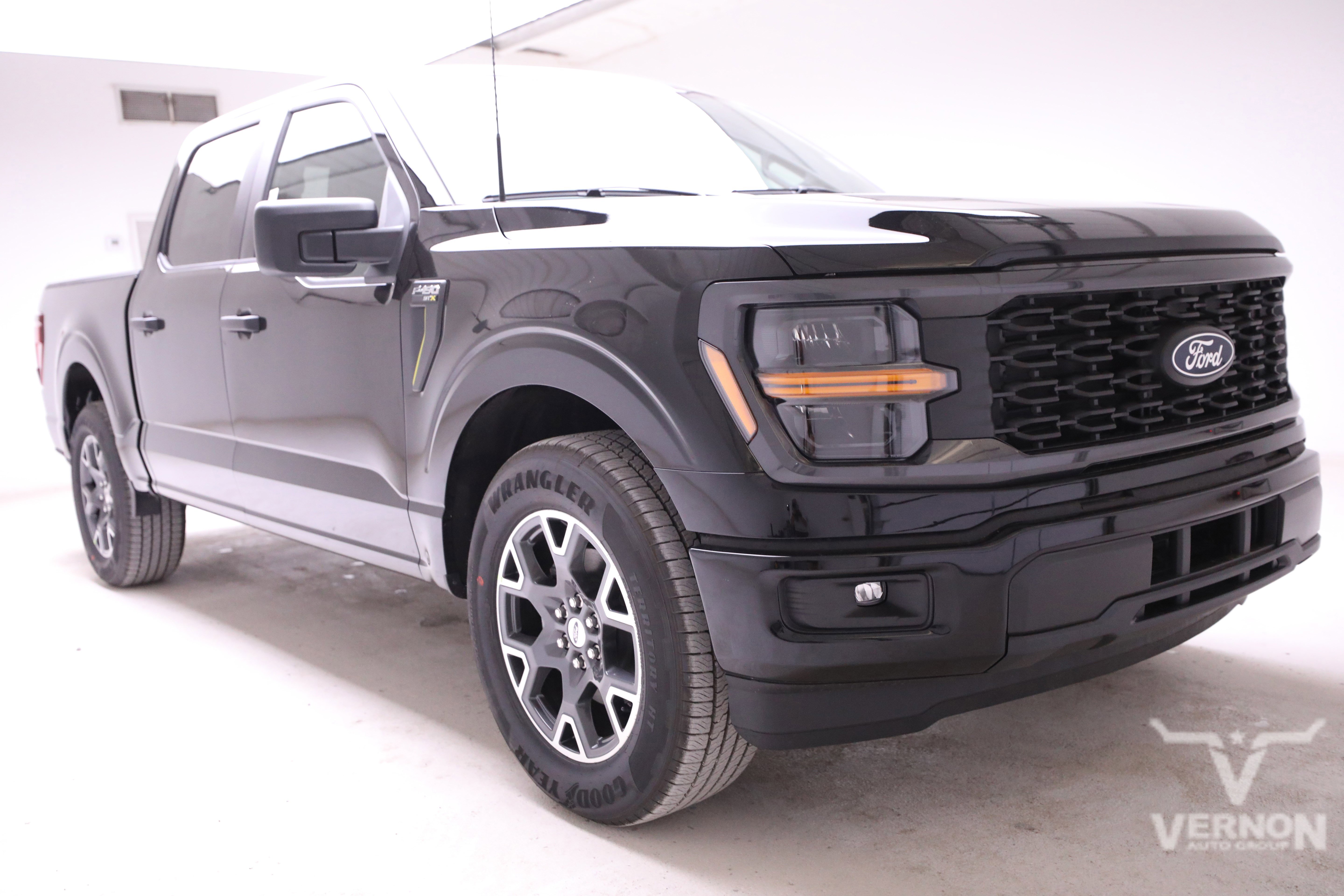 New 2025 Ford F-150 STX Crew Cab 2WD #SKD84307 | Vernon Auto Group