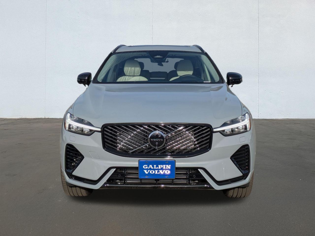 New 2026 Volvo XC60 Ultra SUV in North Hills #V260263 | Galpin Volvo Cars