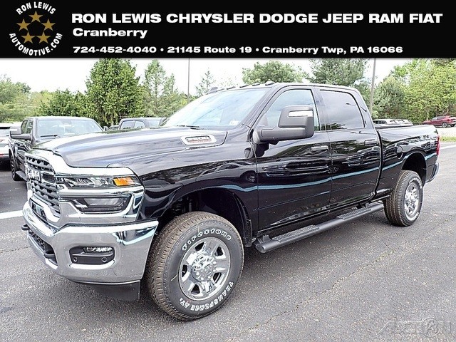 New 2025 RAM 2500 Tradesman Crew Cab in Cranberry Twp #D5125 | Ron Lewis Chrysler Dodge Jeep Ram