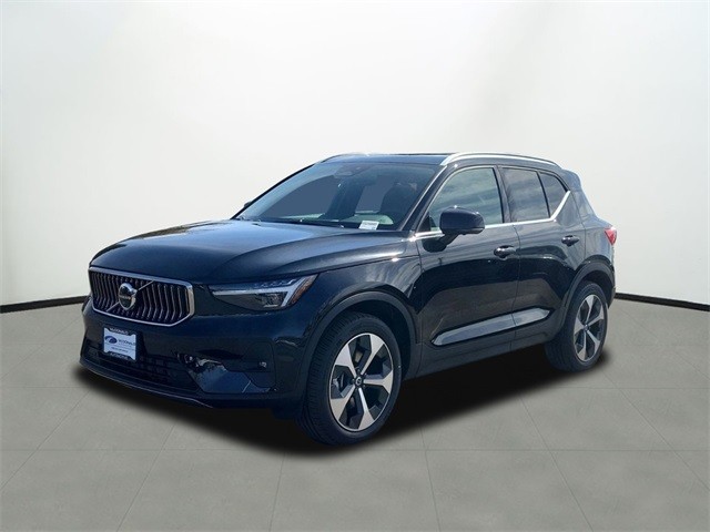 New 2025 Volvo XC40 B5 Plus Bright Theme 4D Sport Utility in # ...