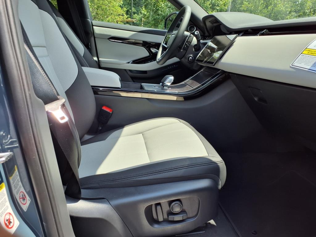 New 2026 LAND ROVER Range Rover Evoque Dynamic SE SUV in Marlboro # ...