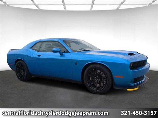 Dodge Challenger Hellcat Blue