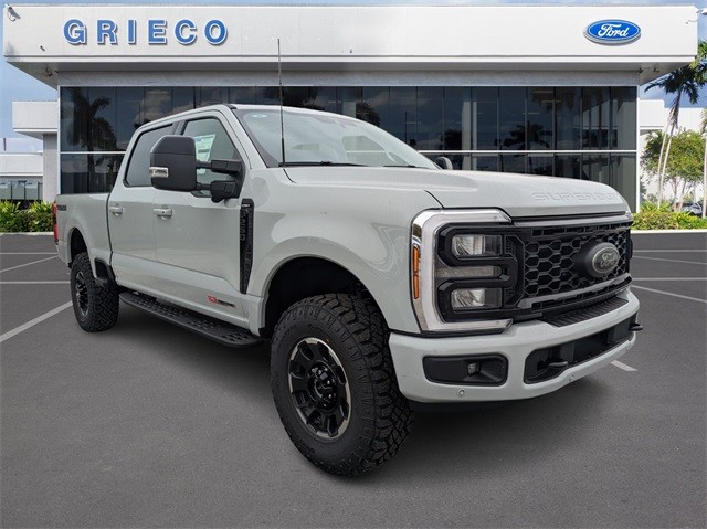 New 2025 Ford Super Duty F-250® Lariat® Crew Cab in Delray Beach # ...