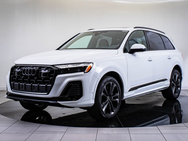 New 2025 Audi Q7 55 Prestige SUV in Wichita #55A1013N | Walser Auto Campus