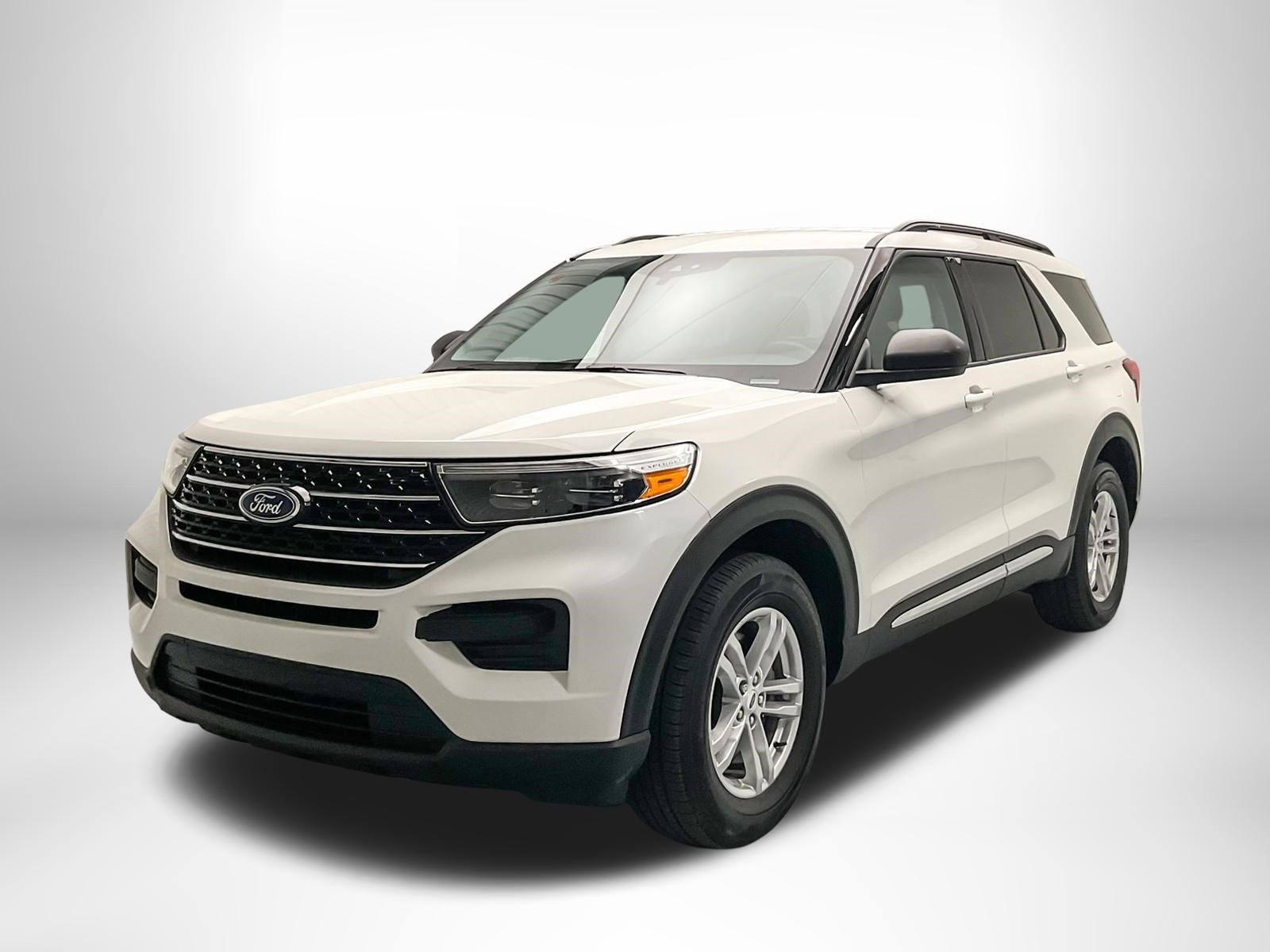 2022 Ford Explorer Sport White