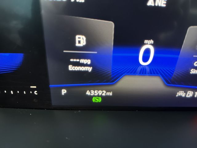 Pre-Owned 2022 Volkswagen Taos 1.5T SE 4D Sport Utility in Cleveland ...