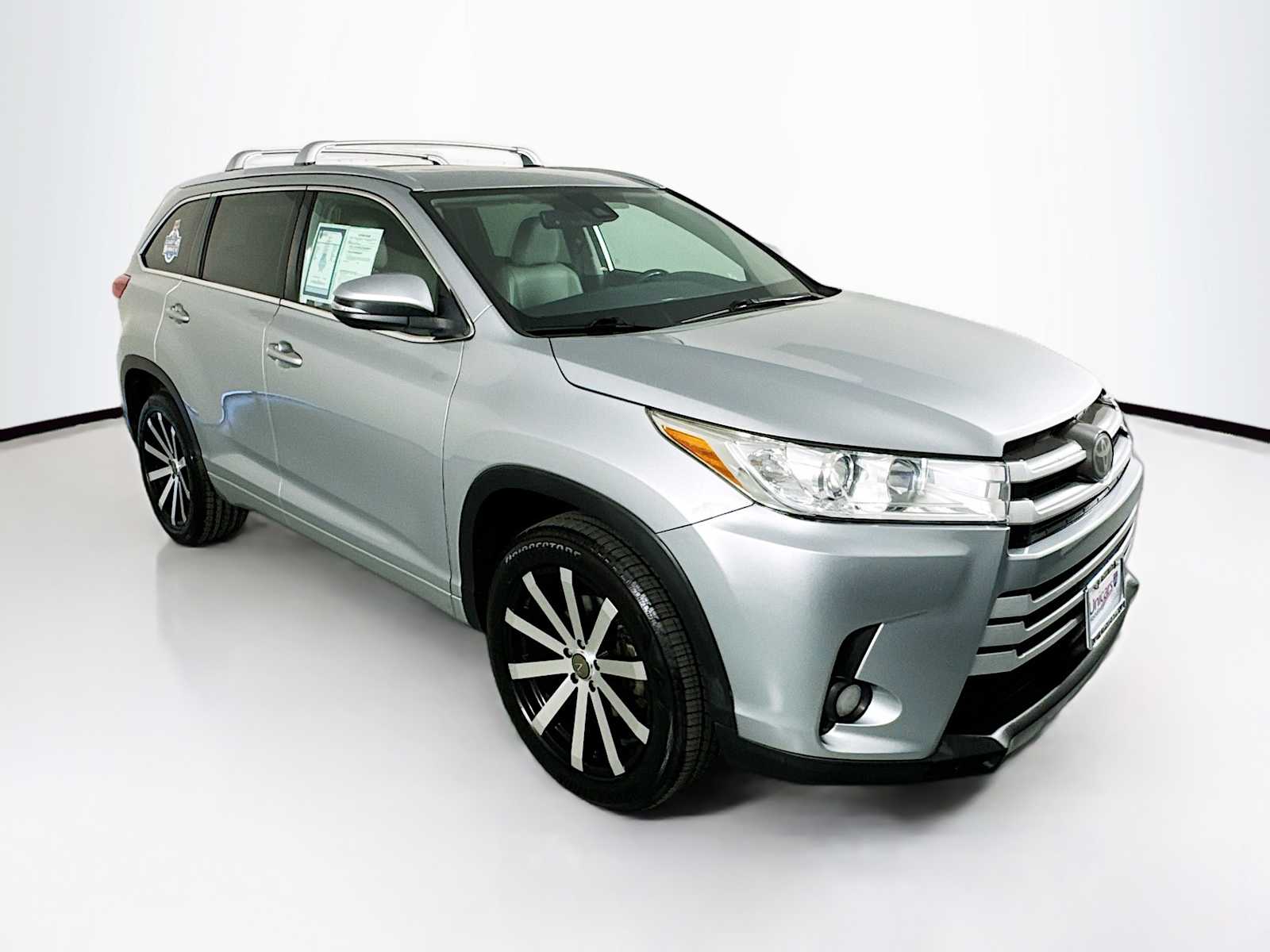 Pre-Owned 2018 Toyota Highlander XLE Sport Utility in Indio #912433 ...