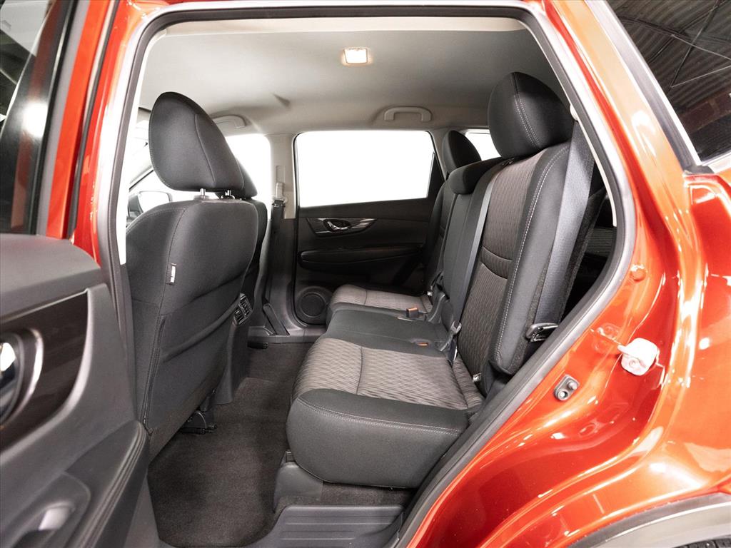 Pre-Owned 2018 Nissan Rogue in Schaumburg #P7884 | Schaumburg Toyota