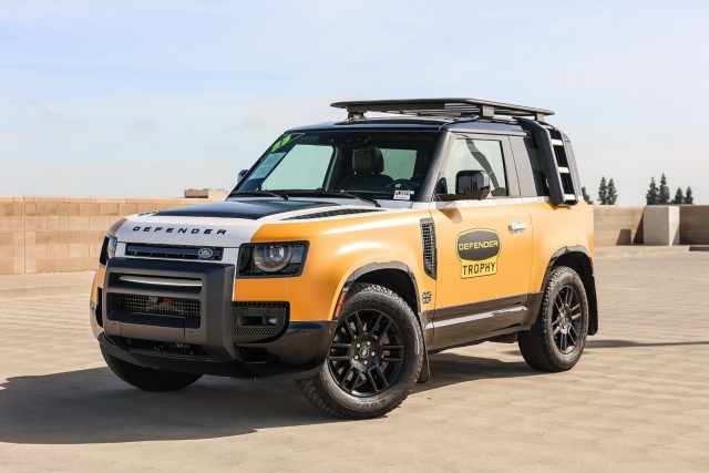 Certified Pre-Owned 2023 Land Rover Defender 90 X-Dynamic SE 90 Sport ...