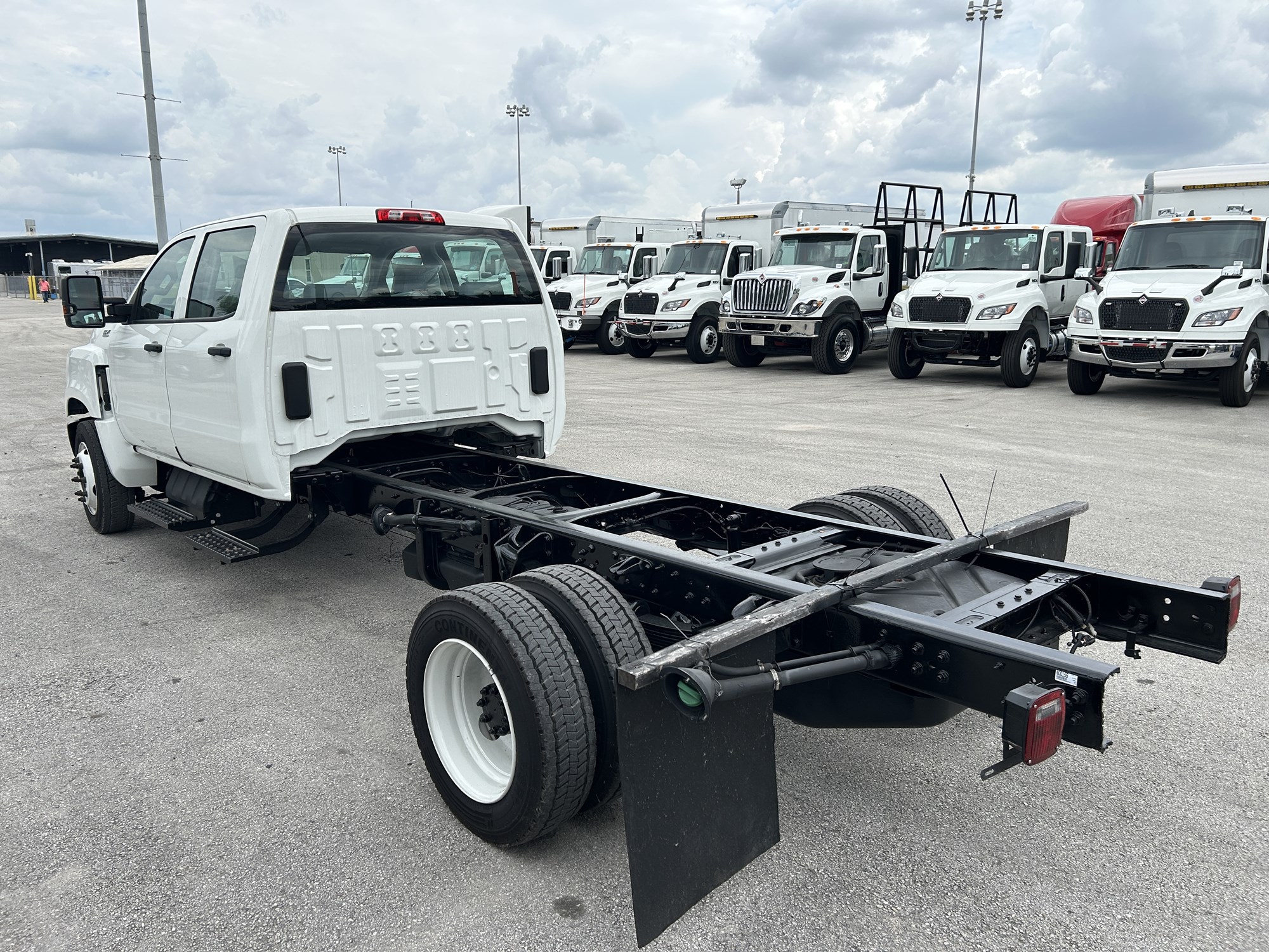 New 2024 INTERNATIONAL CV515 SFA 4X2 Cab Chassis for Sale #1000405 ...