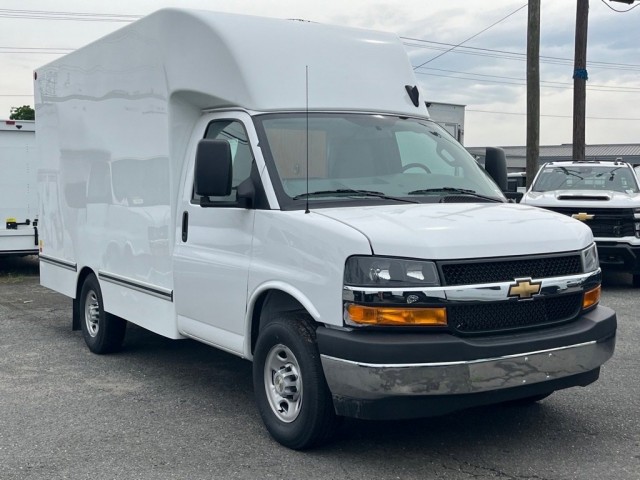 New 2025 Chevrolet Express Cutaway 3500 1WT Regular Wheelbase in ...