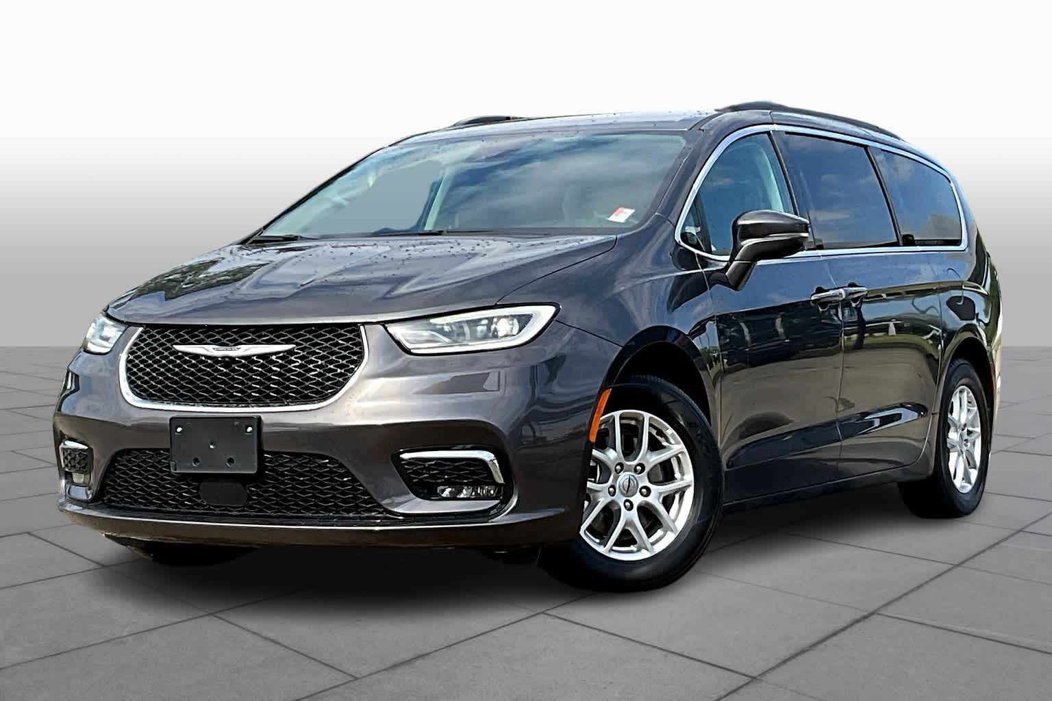 Chrysler Minivan 2022