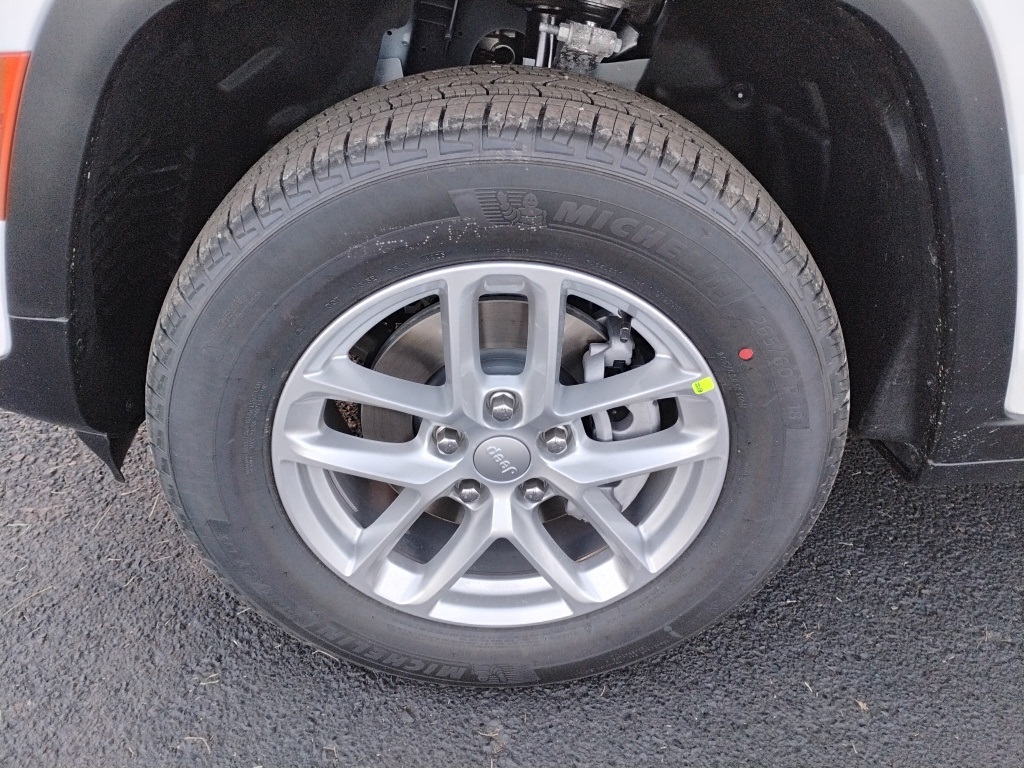 New 2025 Jeep Grand Cherokee Laredo X Sport Utility for Sale #805549 ...