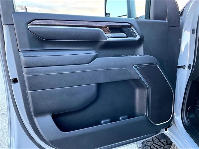 Pre-Owned 2025 GMC Sierra 2500 HD SLE Double Cab in New Castle ...