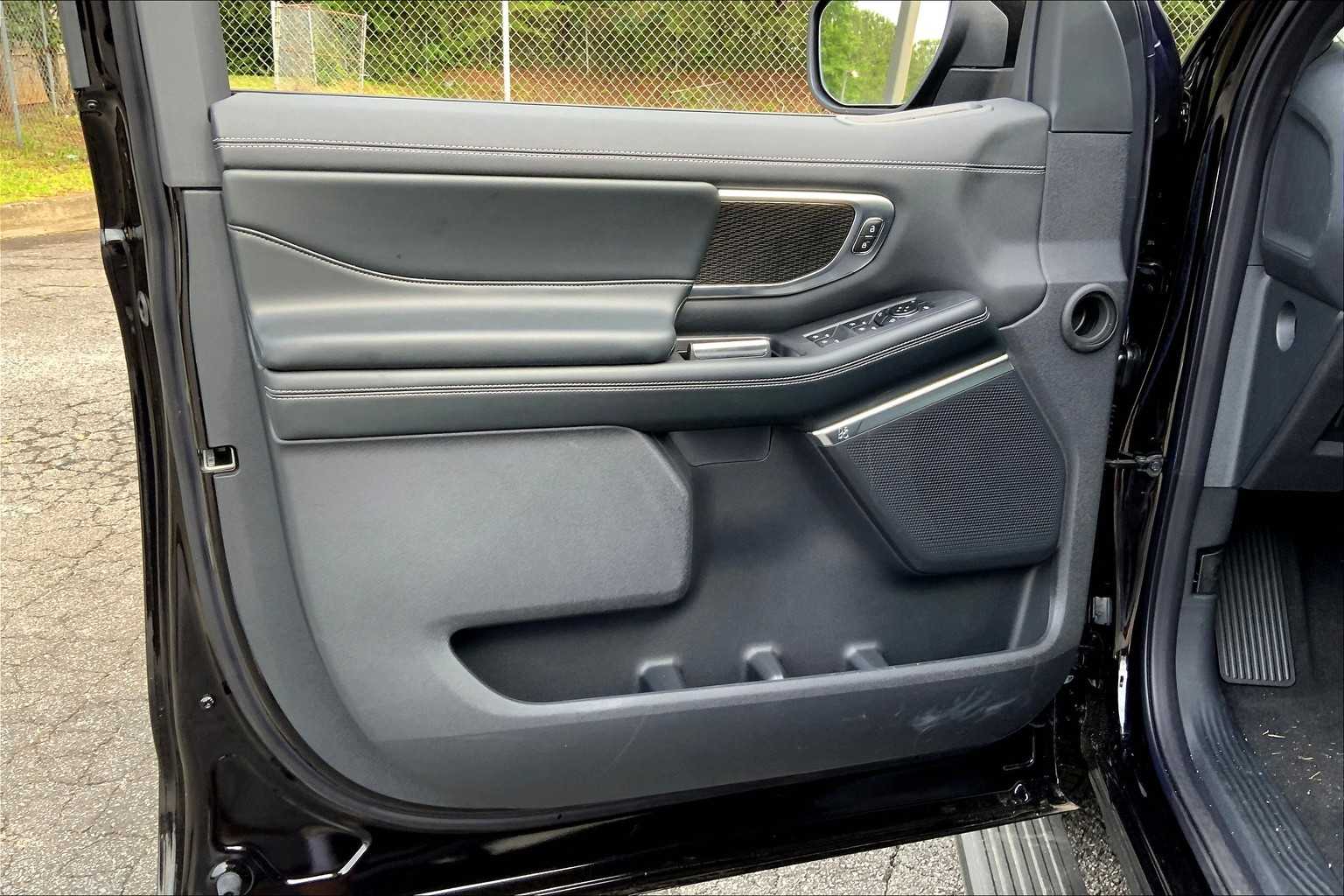 New 2025 Ford Expedition Platinum® MAX EL in Kennesaw #SEA18234 | Jim ...