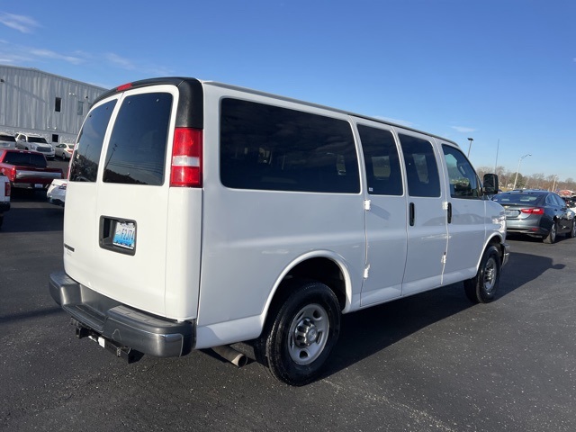 Pre-Owned 2017 Chevrolet Express 2500 LT Passenger Van in Lexington # ...