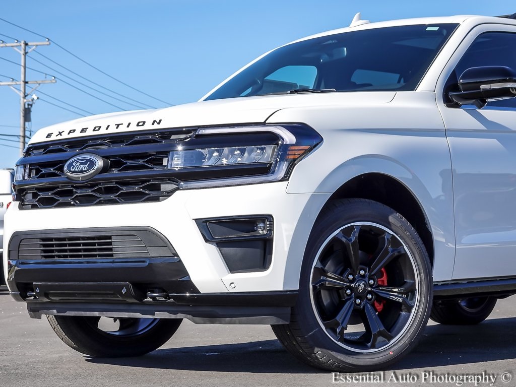 Expedition On 28 Inch Rims