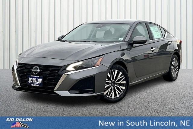 New 2025 Nissan Altima SV 4 Door Sedan in #4N25644 | Sid Dillon