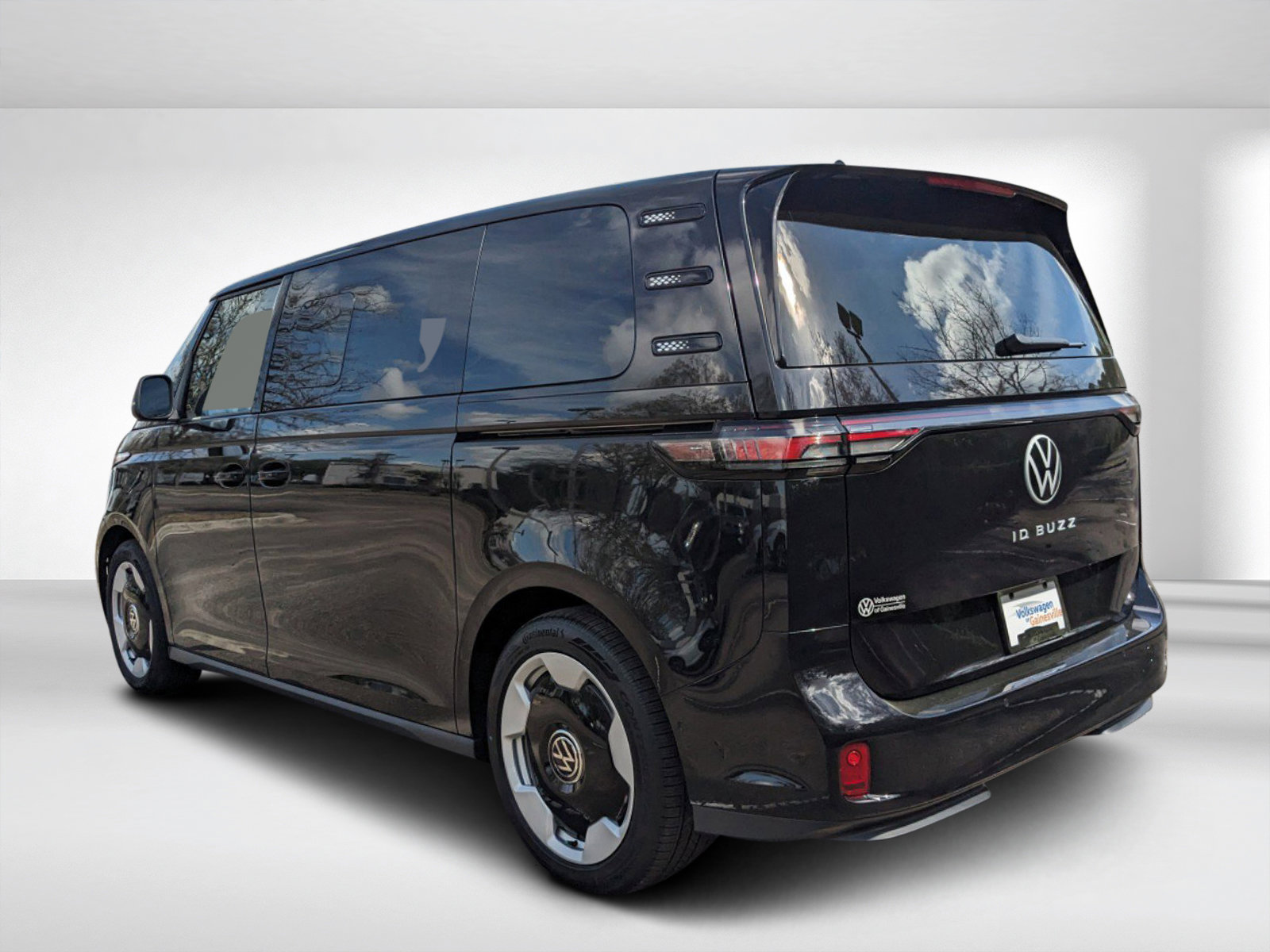 New 2025 Volkswagen ID. Buzz Pro S Mini-van, Passenger in Gainesville # ...