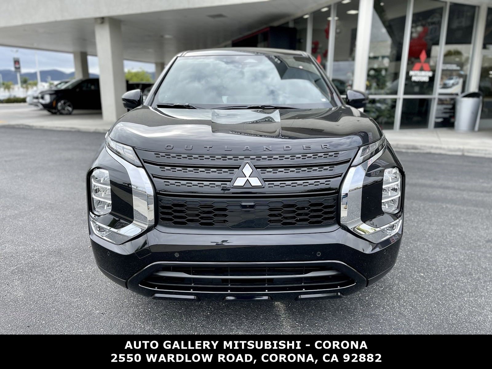 Mitsubishi Outlander 2022 Black