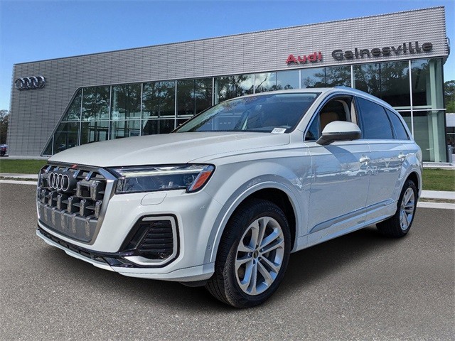 New 2025 Audi Q7 45 Premium 4D Sport Utility in North Miami #GSD020050 | Warren Henry Auto Group
