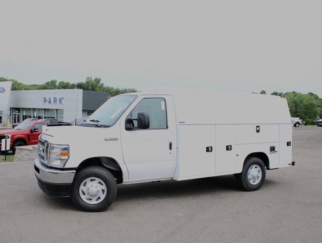 New 2025 Ford Econoline Cutaway E-350 SRW E-350 in Tallmadge #24119 ...