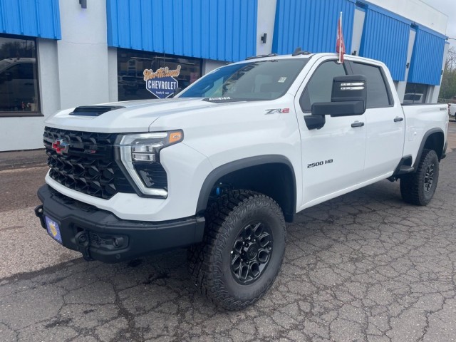 New 2025 Chevrolet Silverado 2500 HD ZR2 Crew Cab in Superior #SF288313 ...