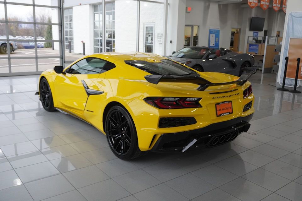 New 2025 Chevrolet Corvette Z06 1LZ Coupe in Lakeville #C507015 | Jeff ...