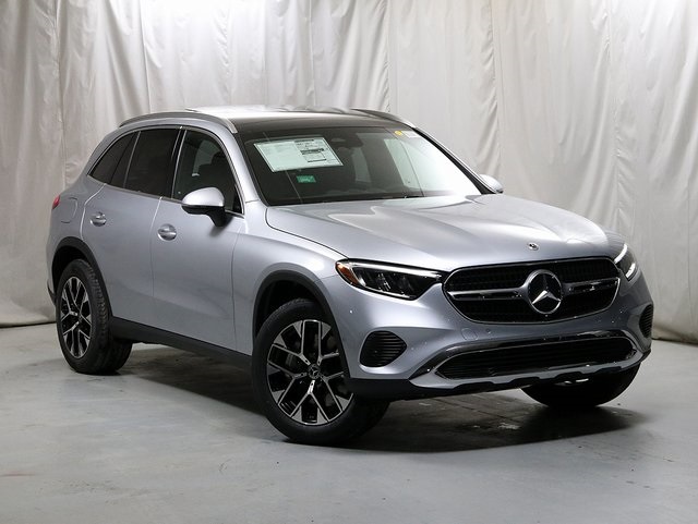 New 2025 Mercedes Benz GLC GLC 350 SUV Cirrus Silver Metallic for Sale in Northbrook 65 378