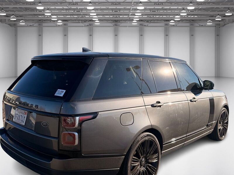 Pre-Owned 2018 Land Rover Range Rover 3.0L V6 Supercharged HSE 4D Sport ...