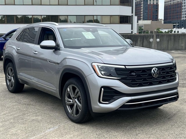 New 2024 Volkswagen Atlas Cross Sport 2.0T SEL R-Line 4D Sport Utility ...