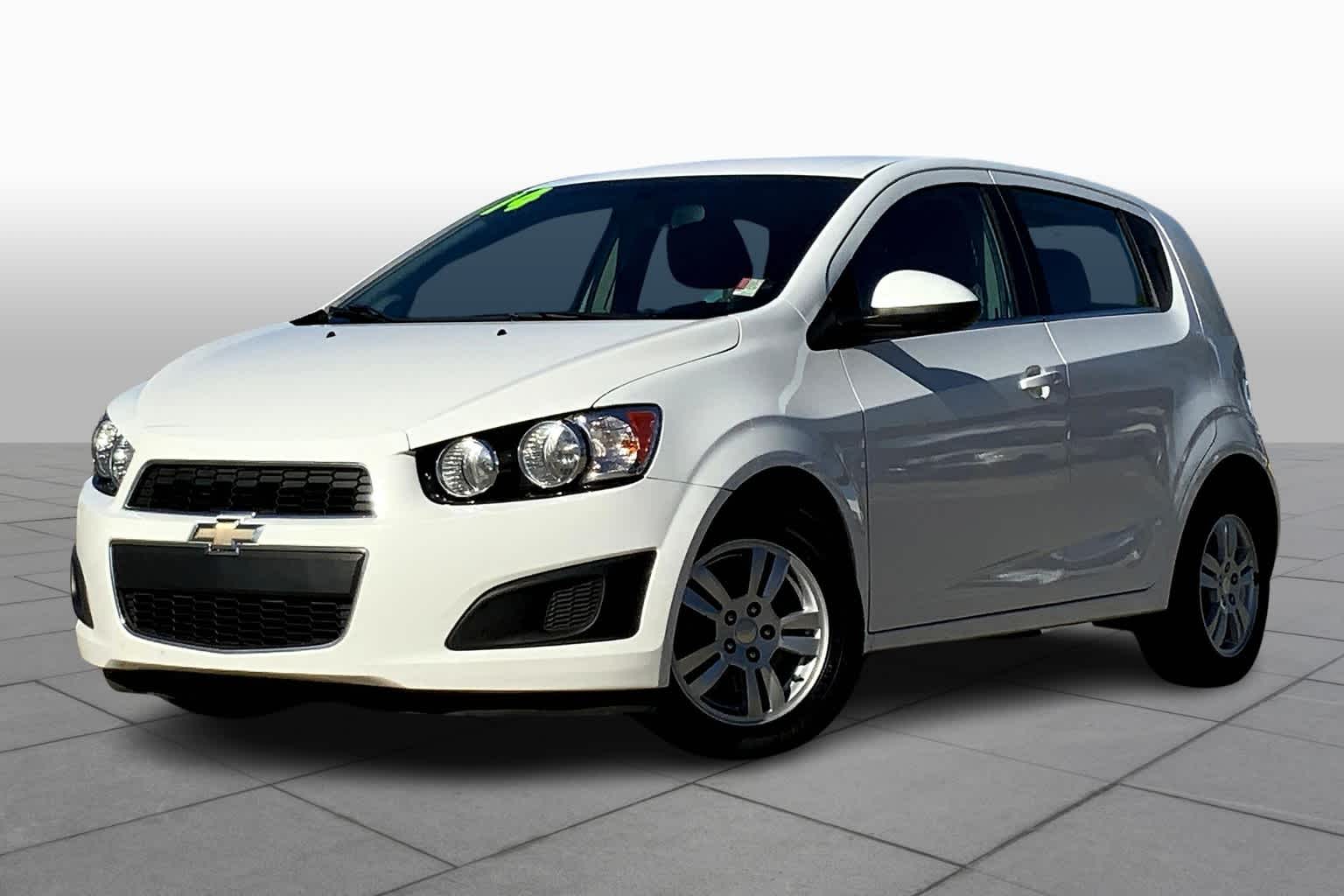 Chevrolet Sonic Sedan White