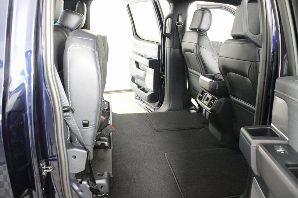 New 2025 Ford F-150 Lariat 4D SuperCrew in Sioux Falls #106718 | Vern Eide