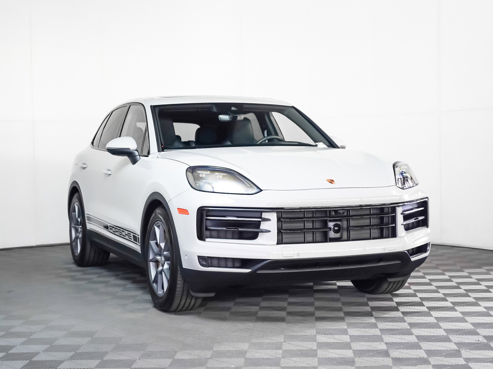 New 2025 Porsche Cayenne S Riverside CA | Los Angeles | #16306P