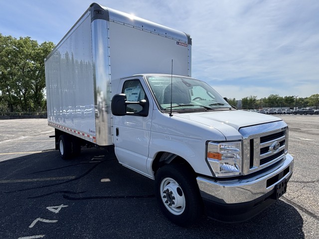 New 2025 Ford E450 WITH 16 FOOT BOX E-450 BOX TRUCK E-450 in Secaucus ...