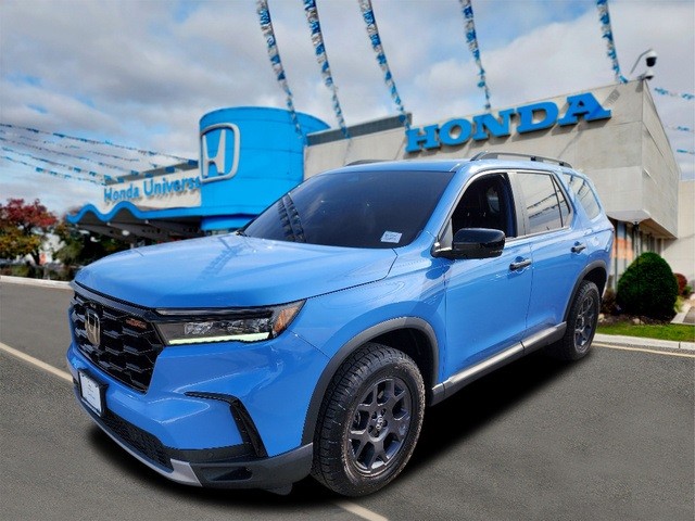 Pre-Owned 2023 Honda Pilot AWD TRAILSPORT 4D Sport Utility in Lakewood ...