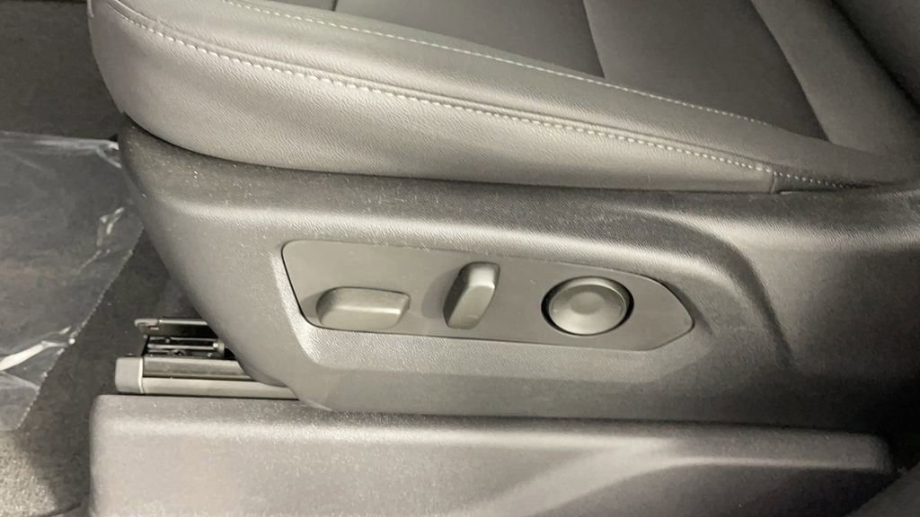 New 2025 Chevrolet Silverado 2500 HD LT Crew Cab in #D514590 | Sierra ...