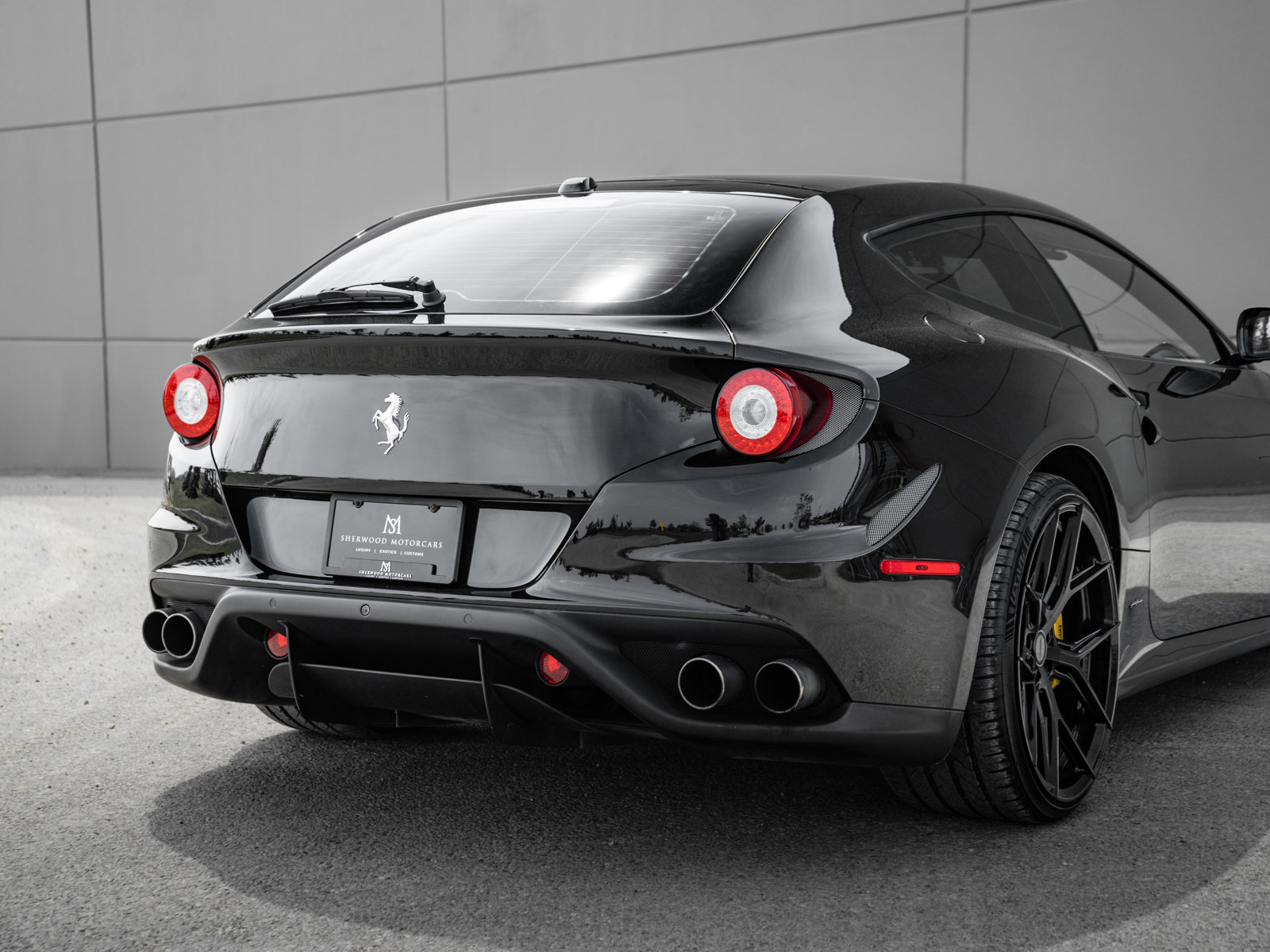 Pre-Owned 2015 Ferrari FF | Panoramic Glass Roof | Front Park Camera w ...