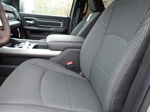 New 2026 RAM 3500 Big Horn Crew Cab in Waynesburg #K6060 | Ron Lewis ...